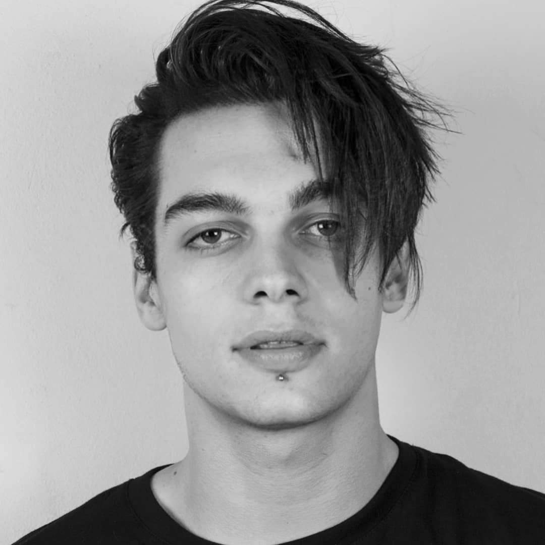 Νίκος Μάνεσης - Βιογραφικές Πληροφορίες - unstage.gr